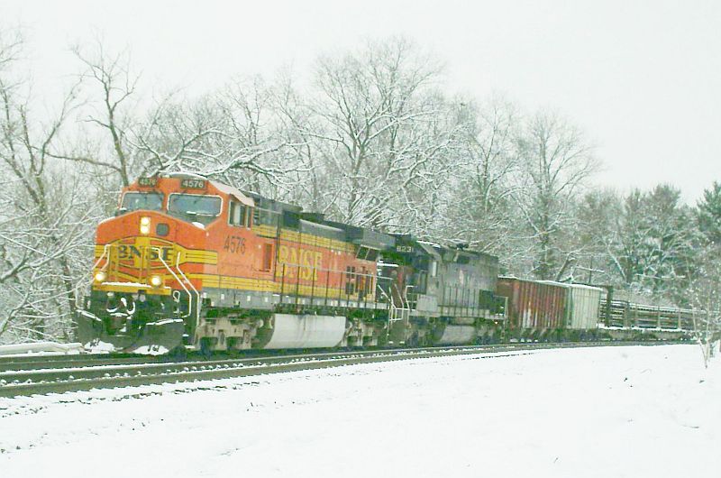 BNSF 4576